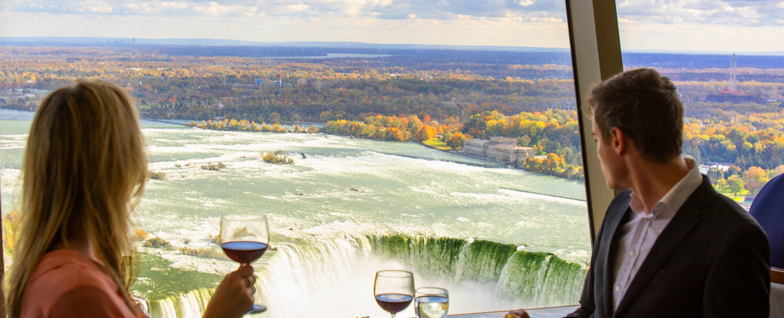 Fallsview Dining Niagara Falls - Skylon Tower